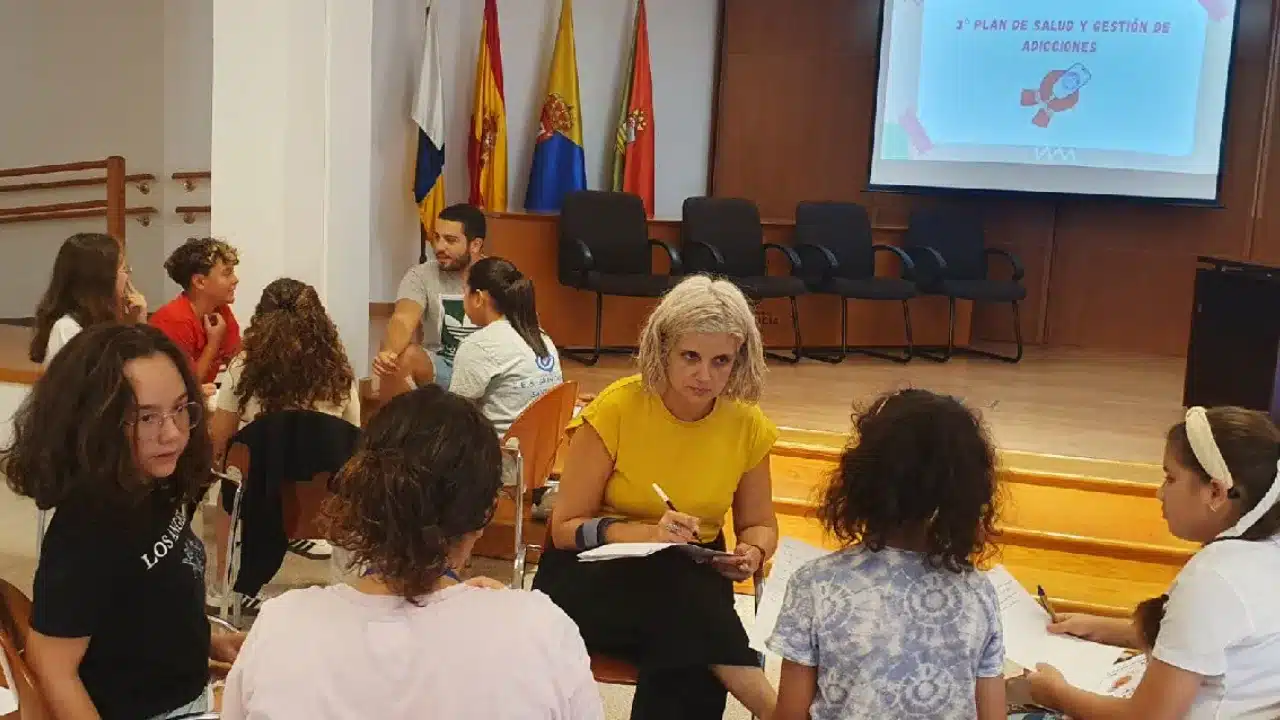 El CLIA de Santa Lucía de Tirajana colabora en el desarrollo del III Plan de Salud y Adicciones ...